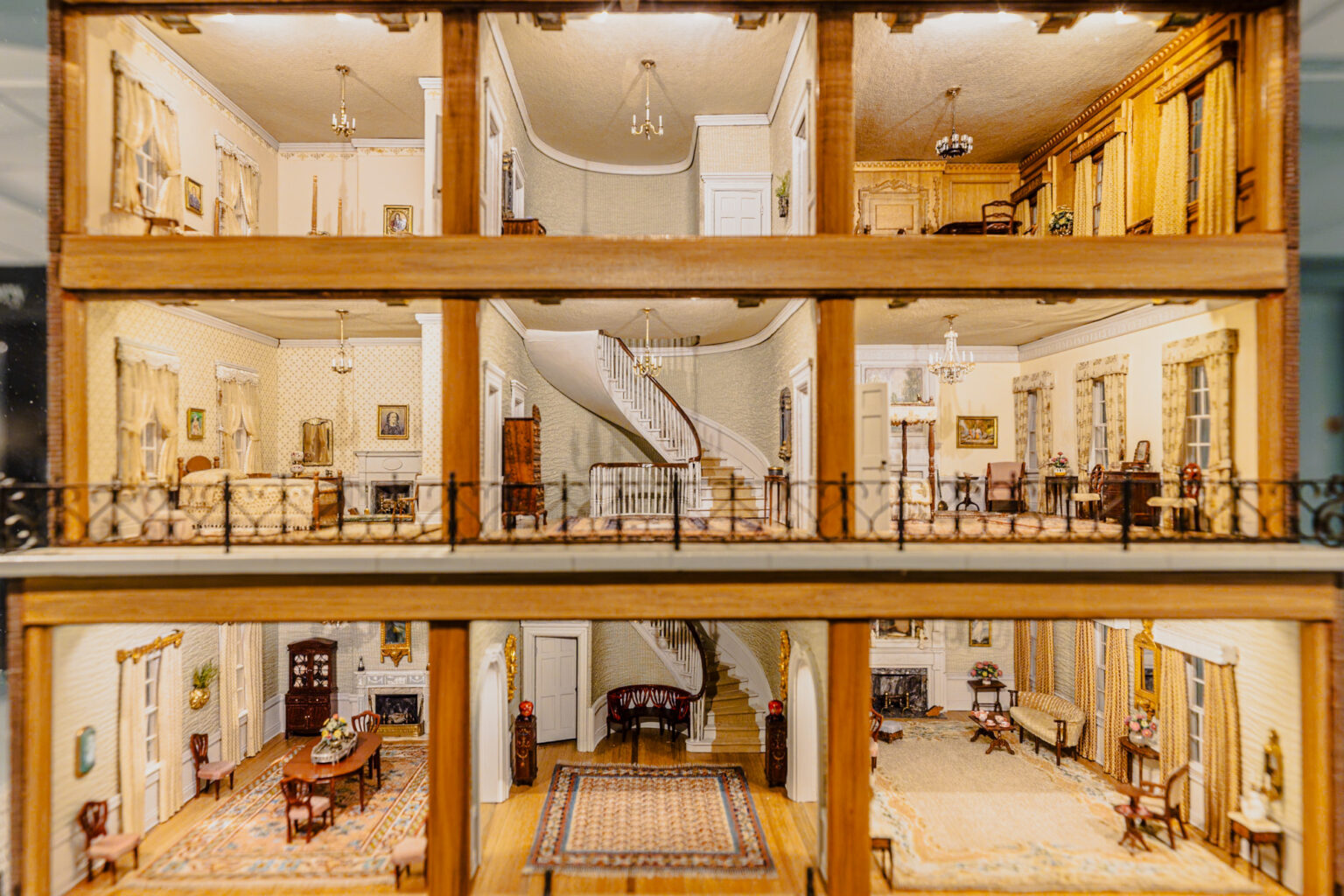 Toy and Miniature Museum | The National Museum of Toys and Miniatures